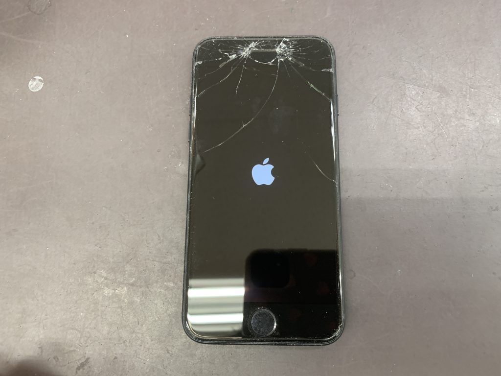 iPhoneSE第3世代の画面陥没修理！ | スマートクール カインズホーム彦根店・イオン近江八幡店